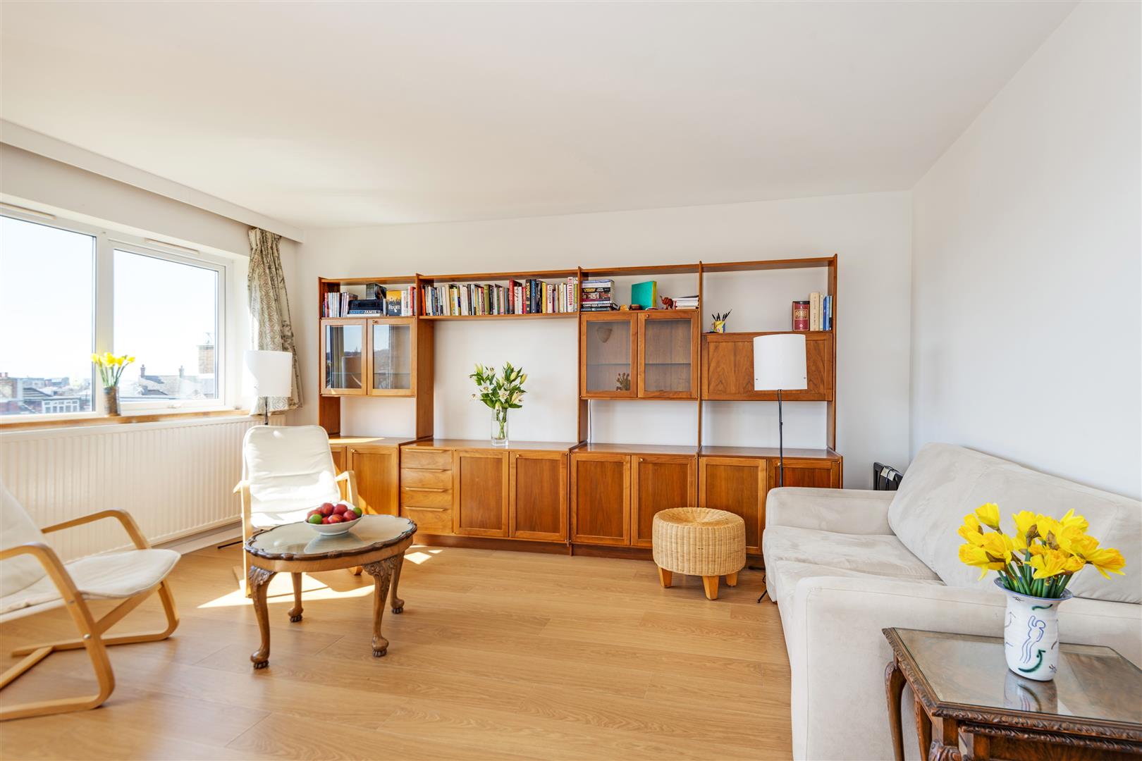 Temple Fortune Lane, London - Absolute Property